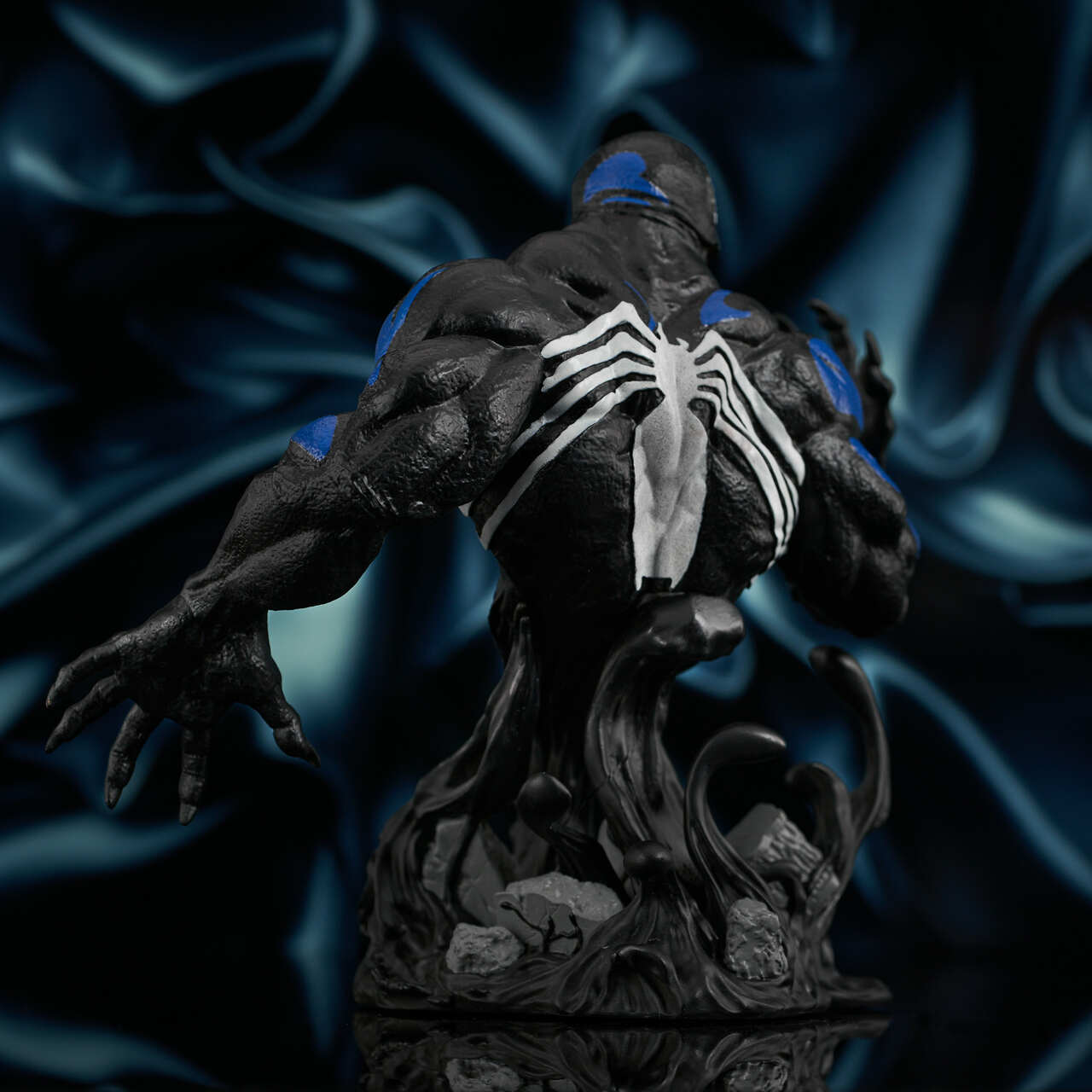 Marvel: Venom (Blue) Mini Bust - DST Web-Exclusive - That Hashtag Show