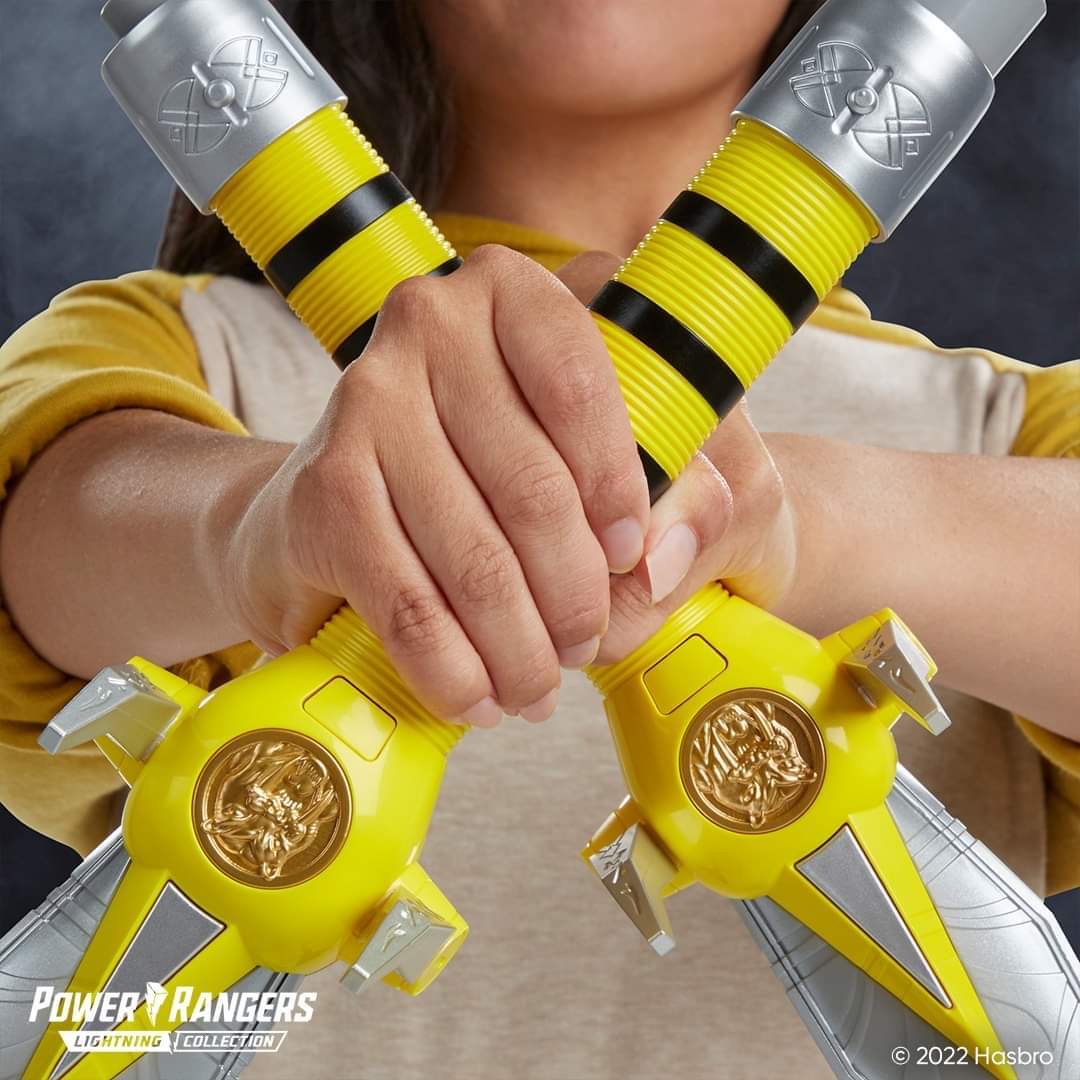 POWER WEEK FINALE: YELLOW POWER DAGGERS! - That Hashtag Show