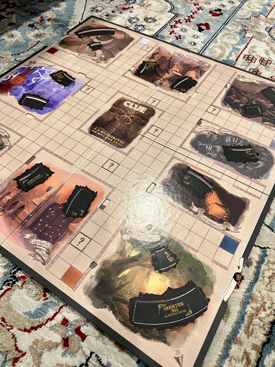 Labyrinth Clue: A Great Option For Any Board Game Night! [REVIEW ...