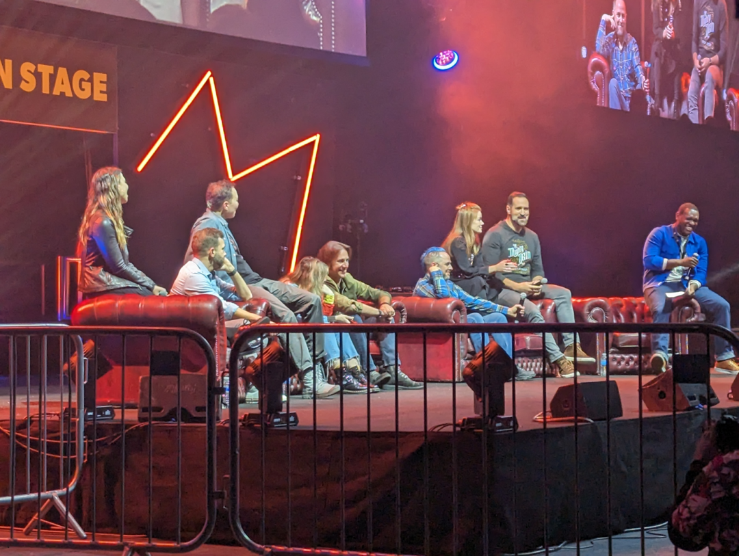 CRITICAL ROLE - Record Breaking Panel At MCM Comic Con London - That ...