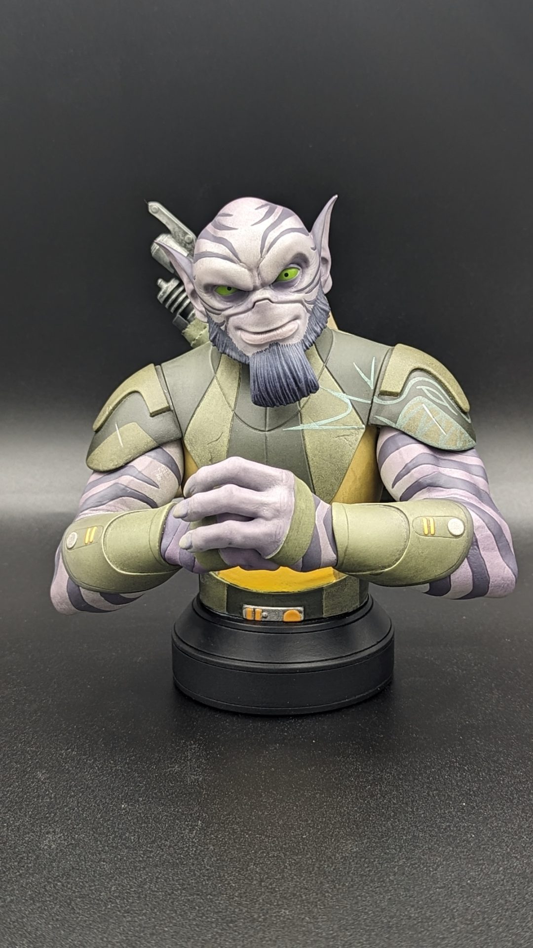 Star Wars: Rebels Zeb Mini-Bust Is A Must Have For Your Ghost Team ...