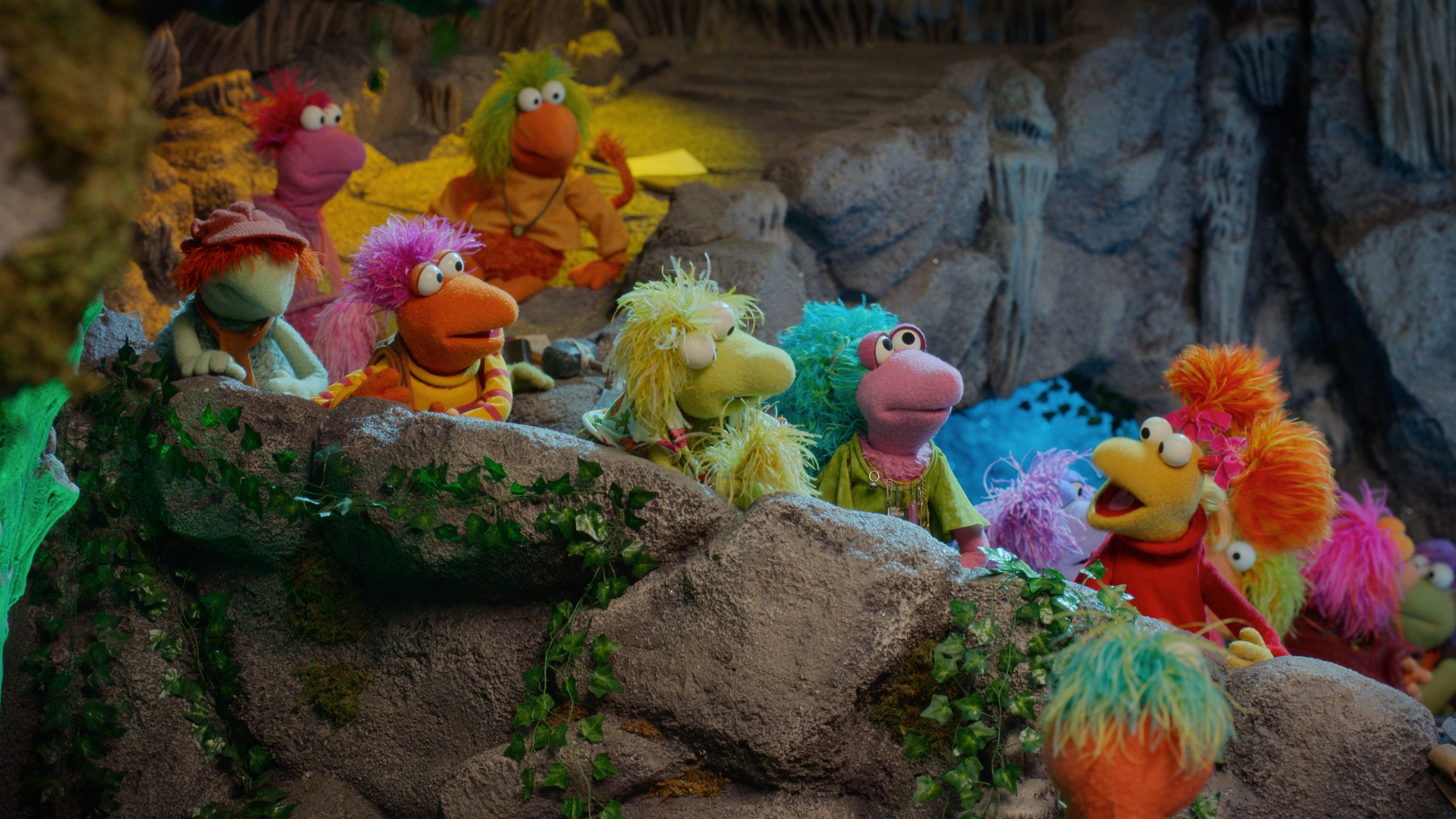 Fraggle Rock: Watch S2 Guest Stars Meet Their Fraggle Characters!